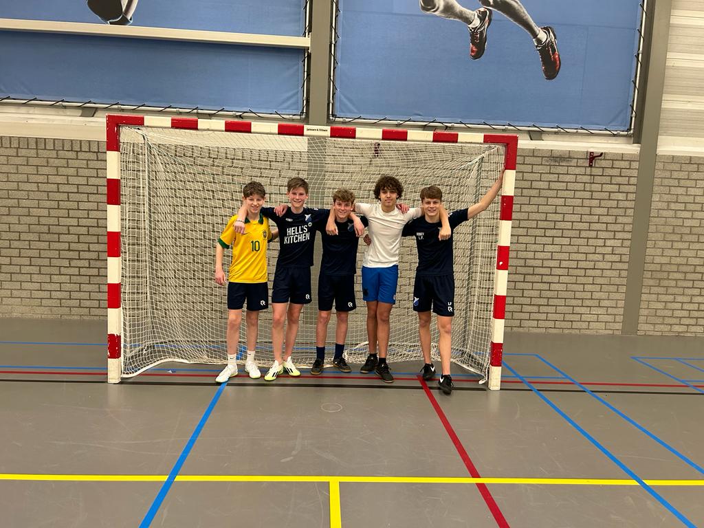 2024 begint met een geslaagd zaalvoetbaltoernooi voor de JO19-JO15 | BVCB